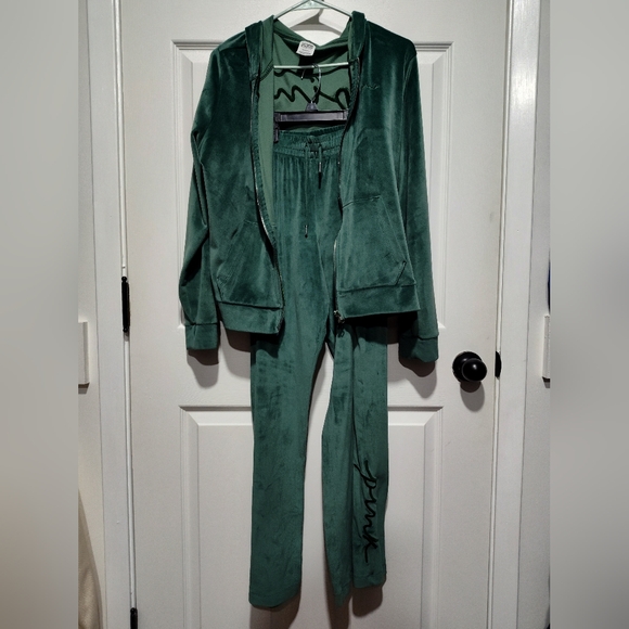 Victoria's Secret | Pants & Jumpsuits | Victorias Secret Pink Velour ...